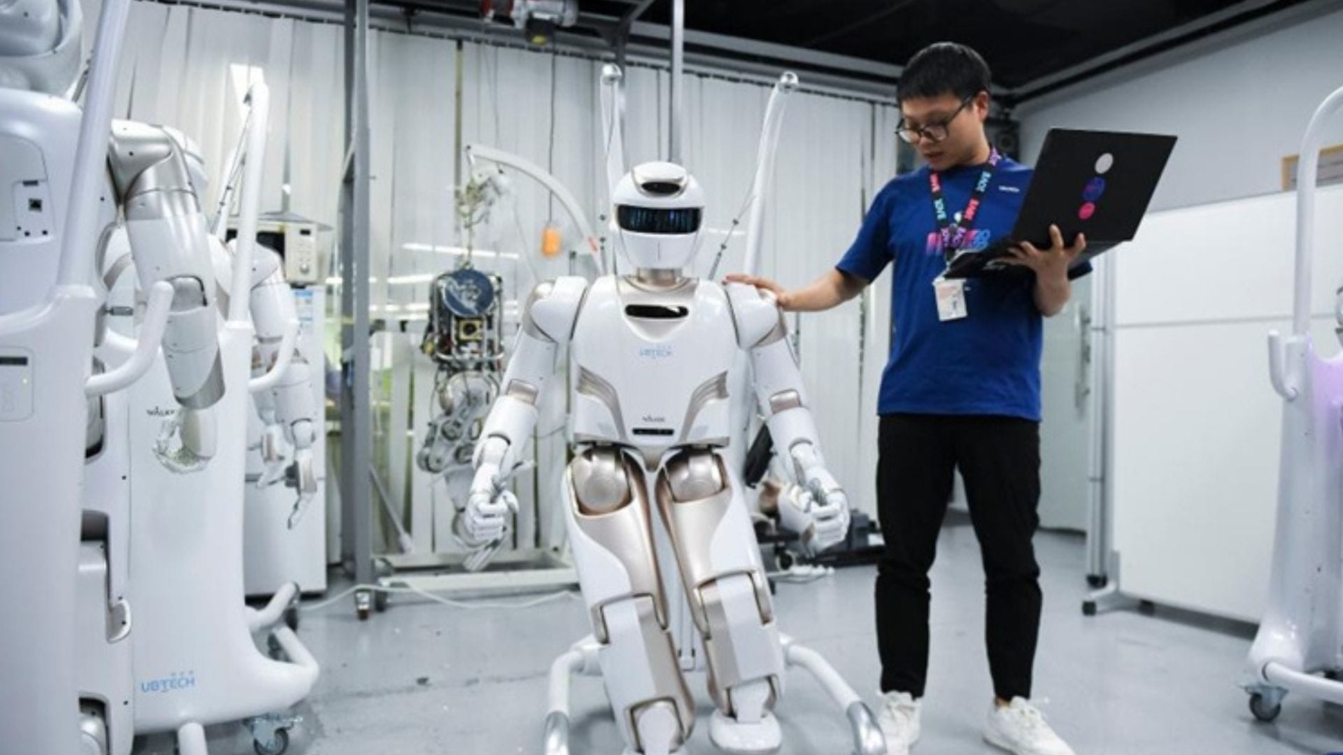 China introduces new data on service robots as humanoid industry ...