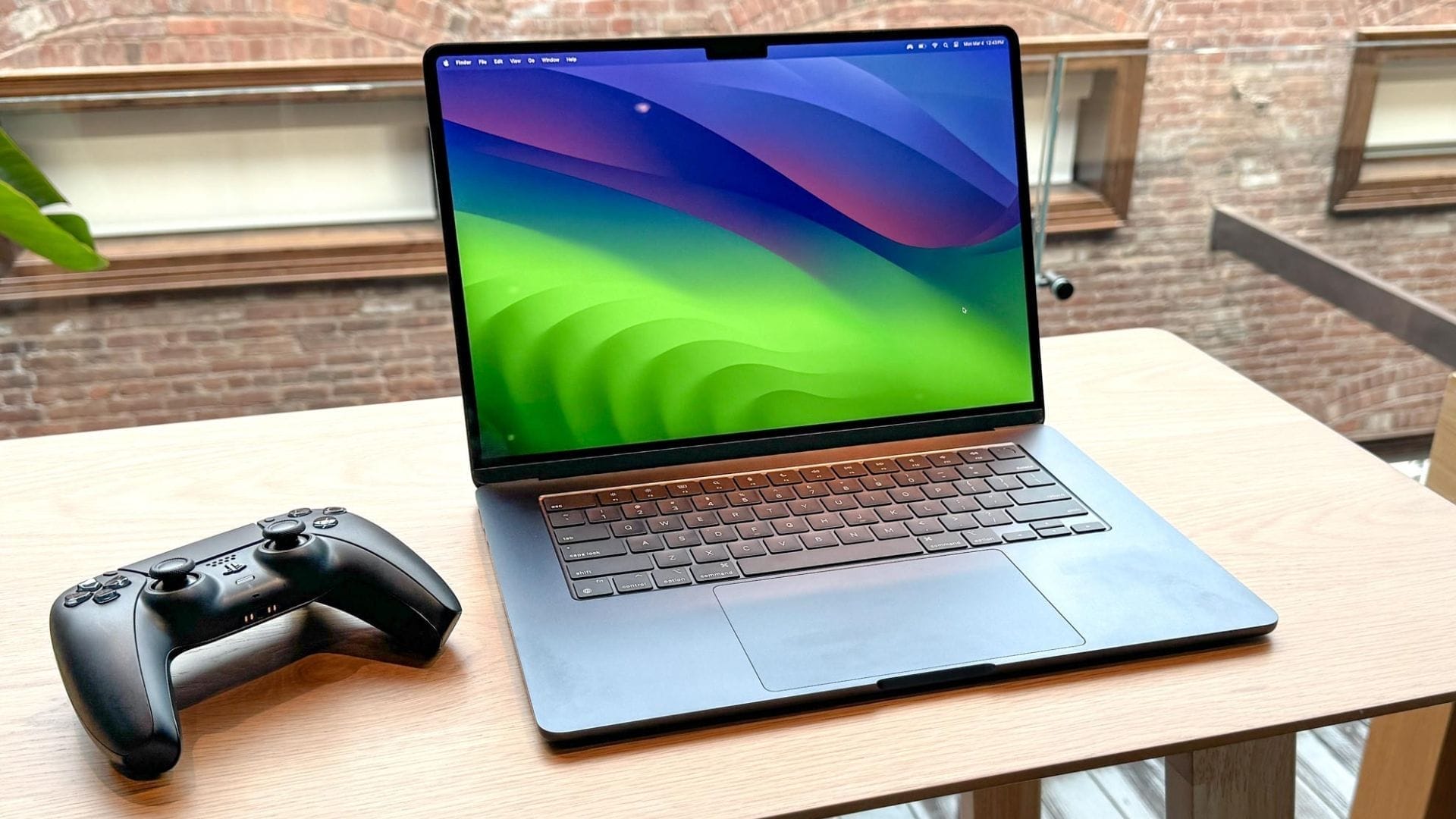 Apple delays OLED screen for MacBook Air until 2028 - Tech Edition
